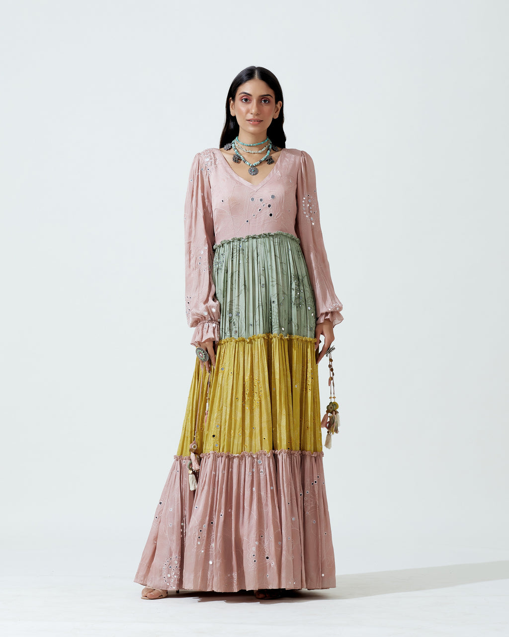 BOMBSHELL – Studio East6