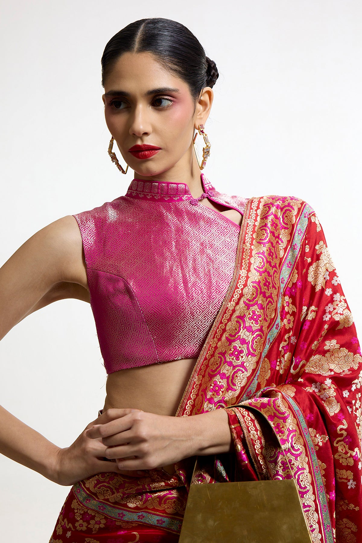 Handwoven Ruby Red Mashroo Silk Saree